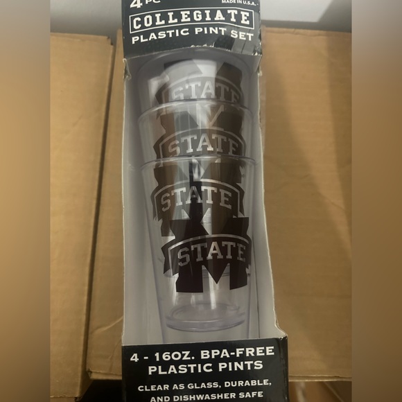 Collegiate | Dining | New 4 Mississippi State Plastic Cups | Poshmark